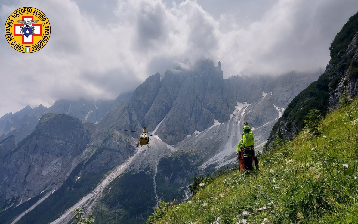 Scout a 2.100 metri in montagna rischiano l'ipotermia, salvati dal ...