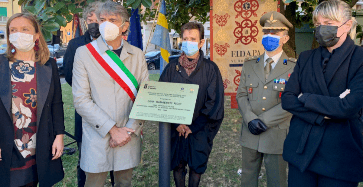 In piazzale Stefani una targa ricorda Livia Samaestri Ricci | TgVerona ...