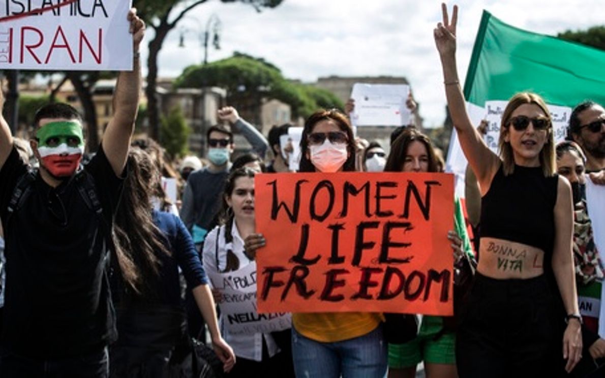 Repressione e protesta in Iran, Comune di Verona esprime il proprio ...