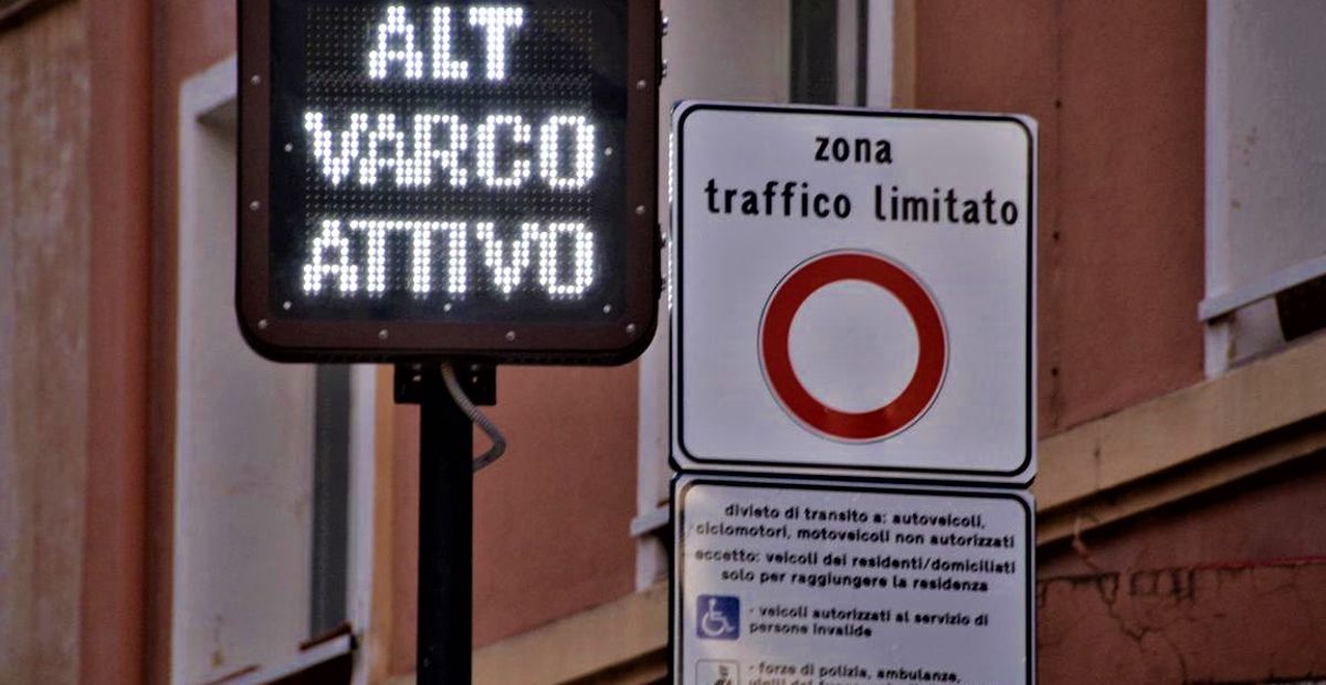 Nuova Ztl, ecco i parcheggi da cui raggiungere piazza delle Erbe ...