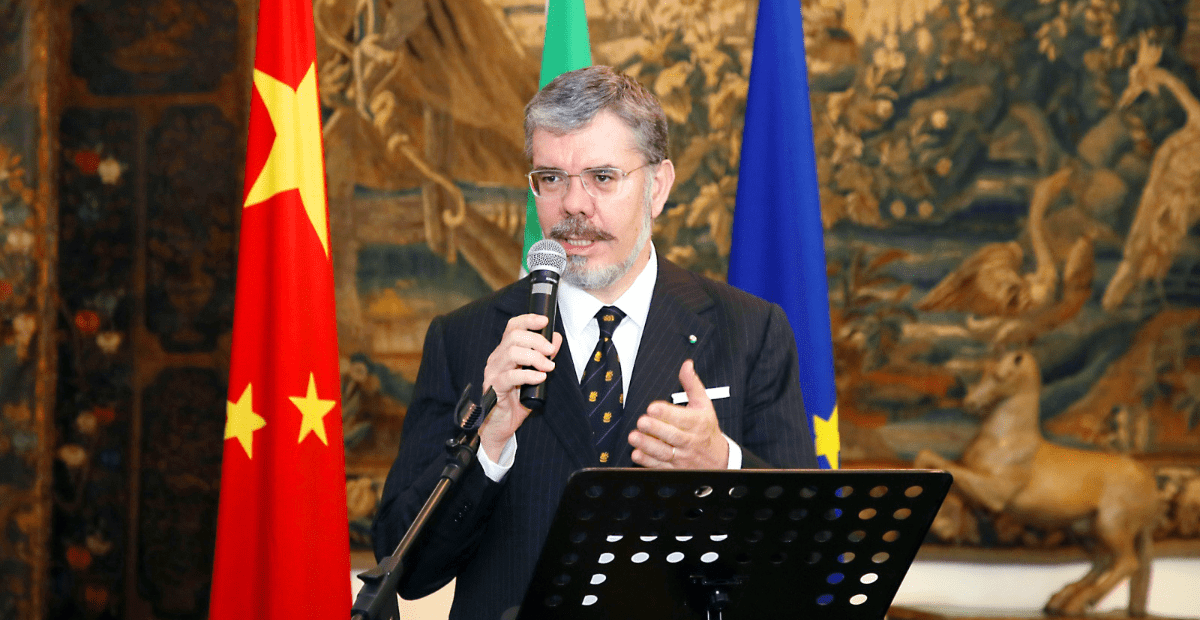 Massimo Ambrosetti, ambasciatore italiano in Cina, è Alumnus of the ...