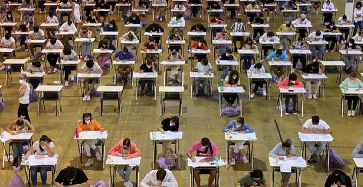 Stop quiz e numero chiuso, cambia l'accesso a Medicina | Telenuovo ...