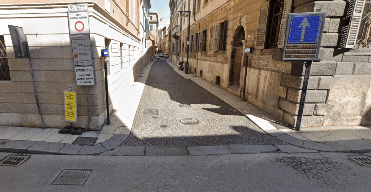 Ztl chiusa con 4 permessi al mese e piazza Erbe diventa pedonale: dal 28 ottobre si cambia VIDEO ...